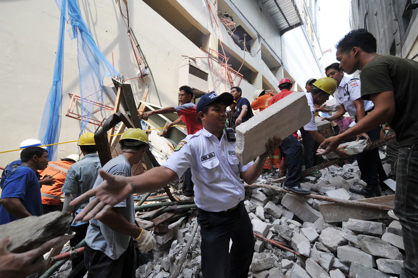 Two killed in Indonesia building collapse - ABC News