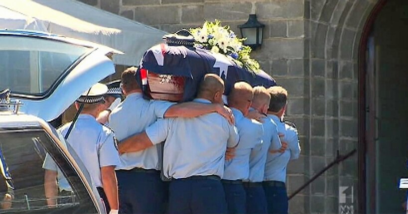 Slain policeman remembered at Tamworth funeral - ABC News