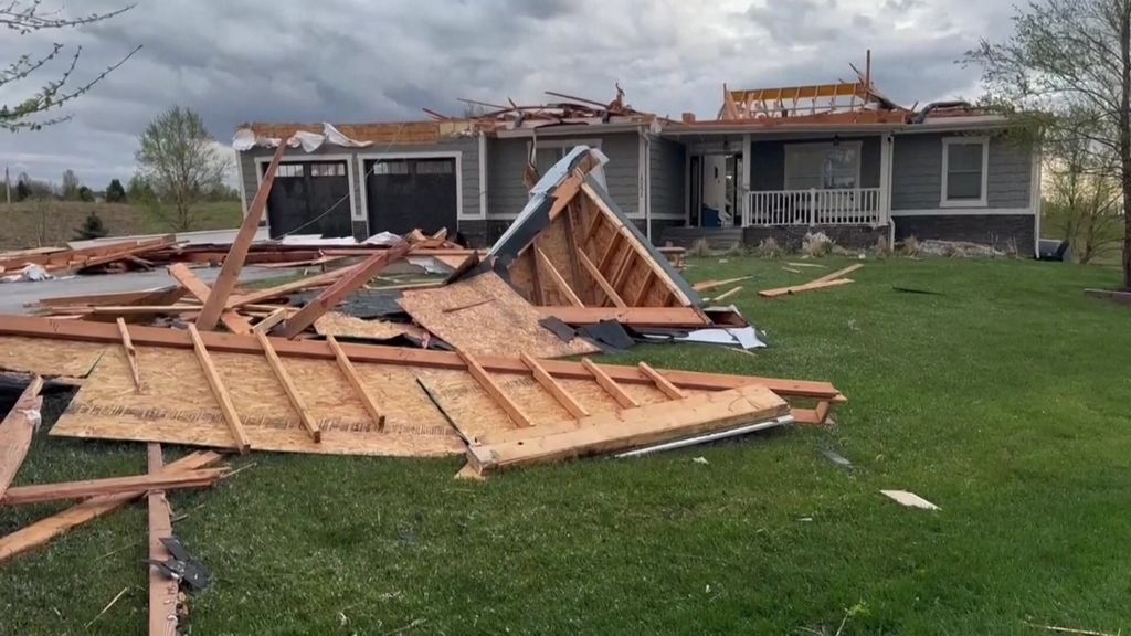 Tornado in Nebraska leaves path of destruction - ABC News