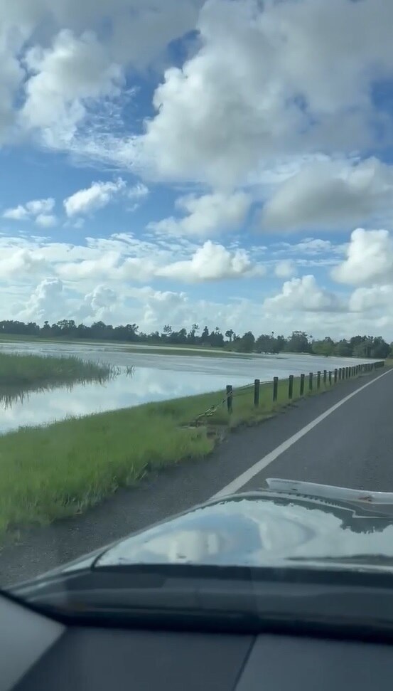 Bruce Highway at Tully - ABC News