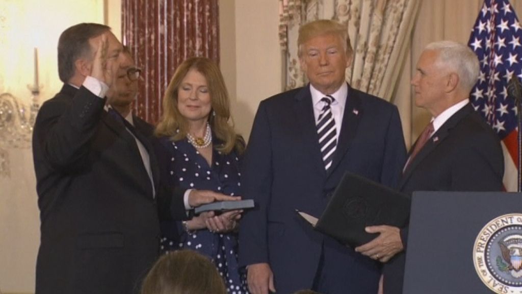 Mike Pompeo sworn in as 70th Secretary of State - ABC News