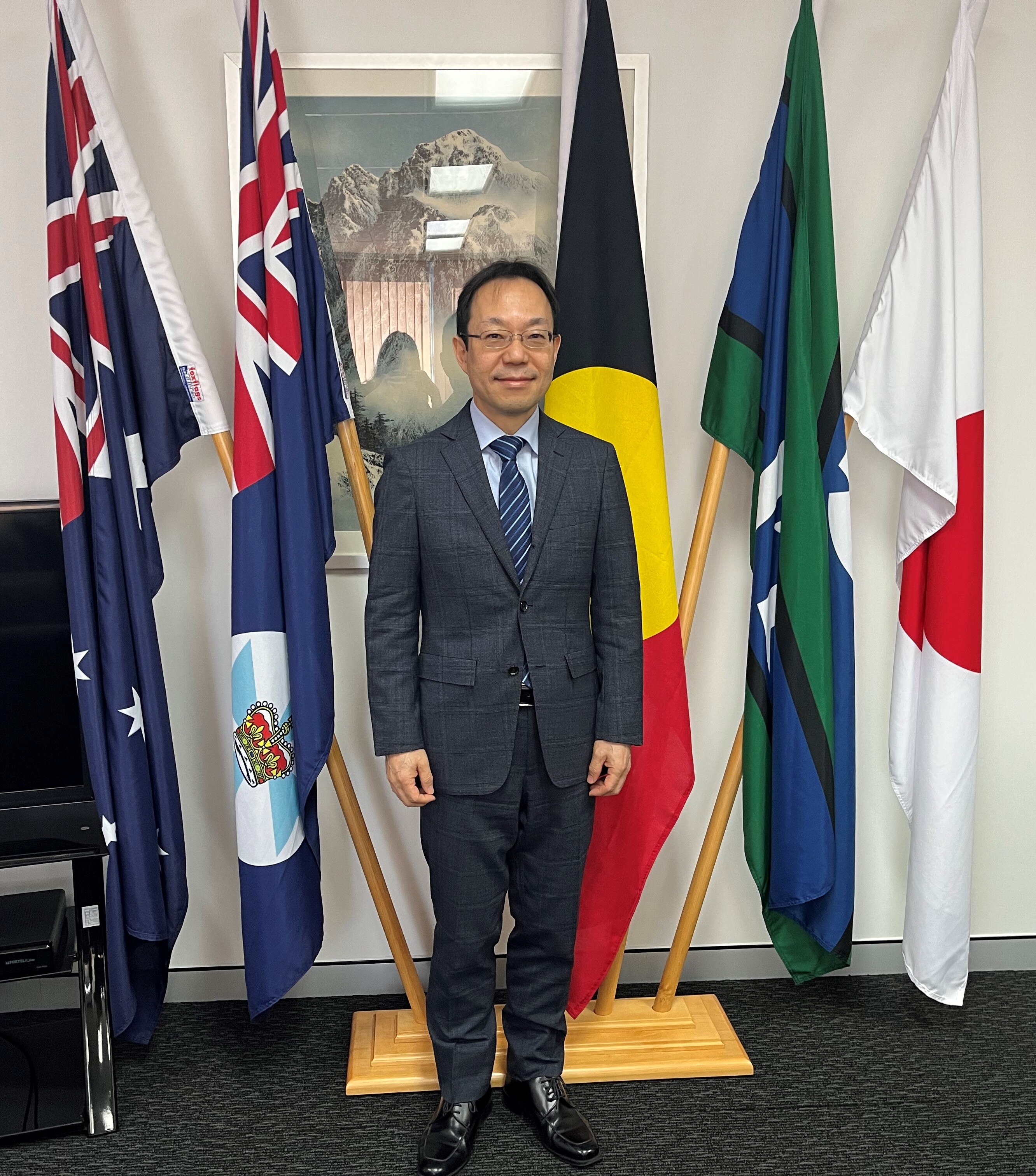 Brisbane's Japanese Consul-General on Japanese-style toilets ...