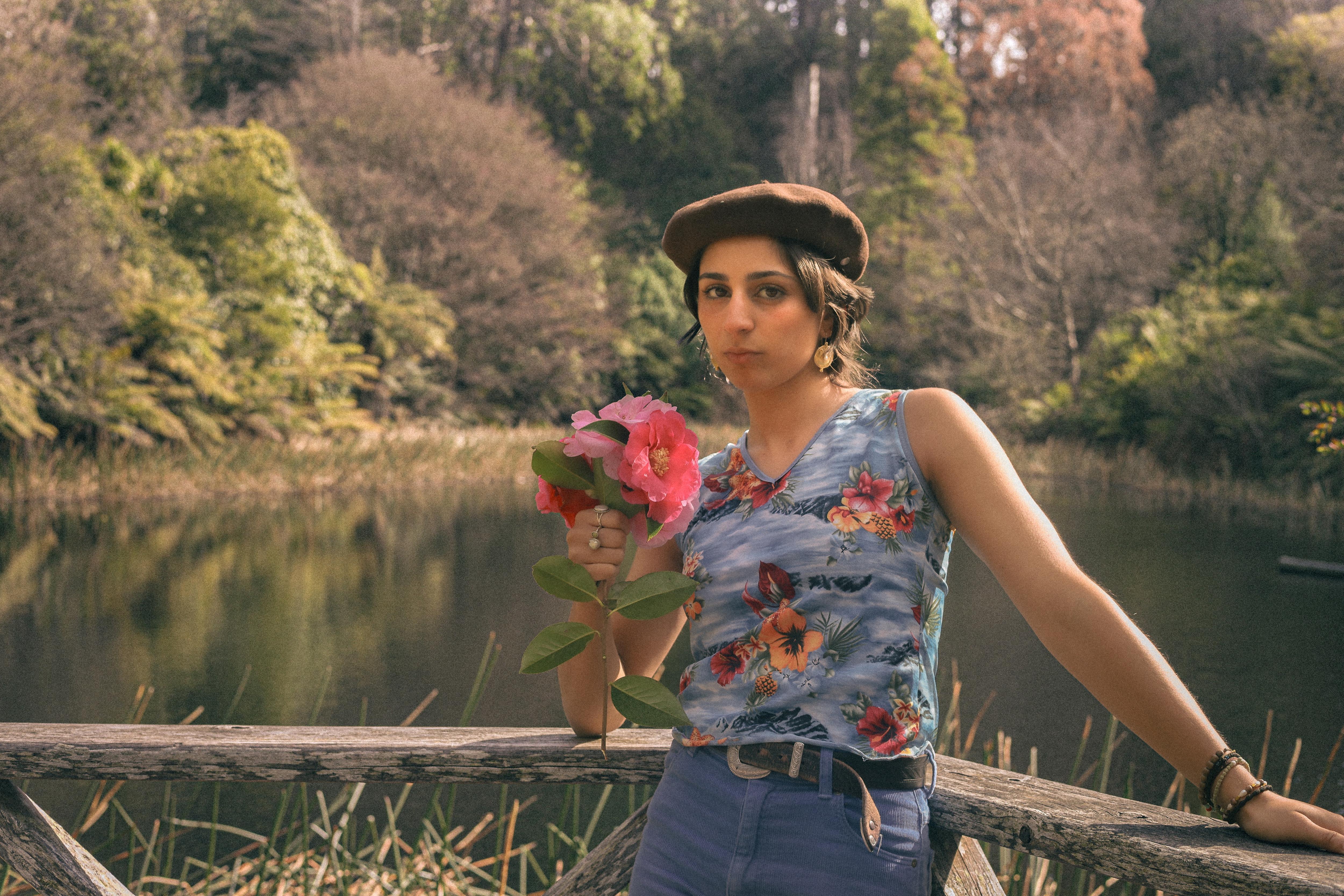 A First Play from Kook Joey, new DoloRRes & Monnie and more! - triple j