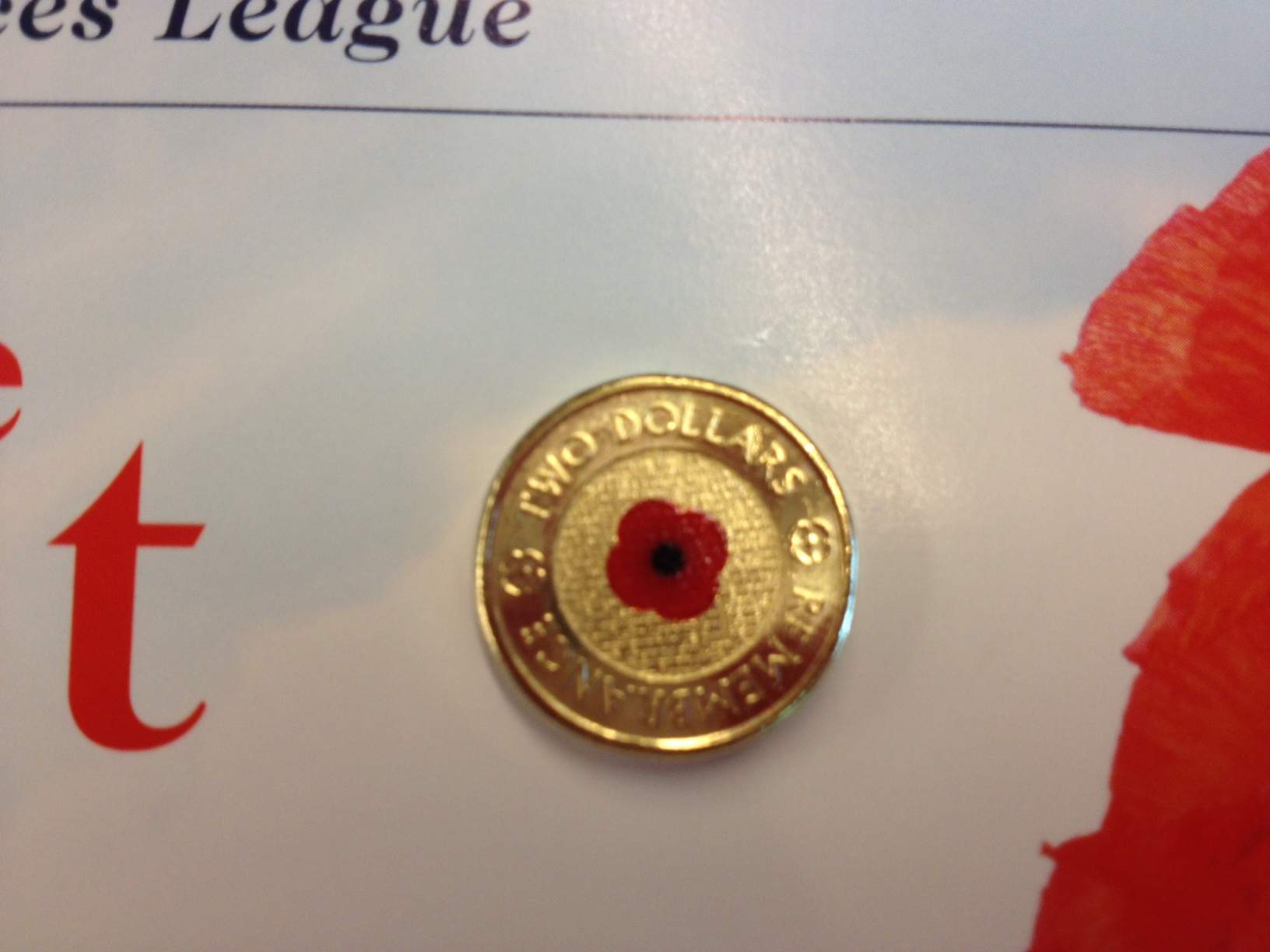 Red poppy coin released to honour lost diggers - ABC News
