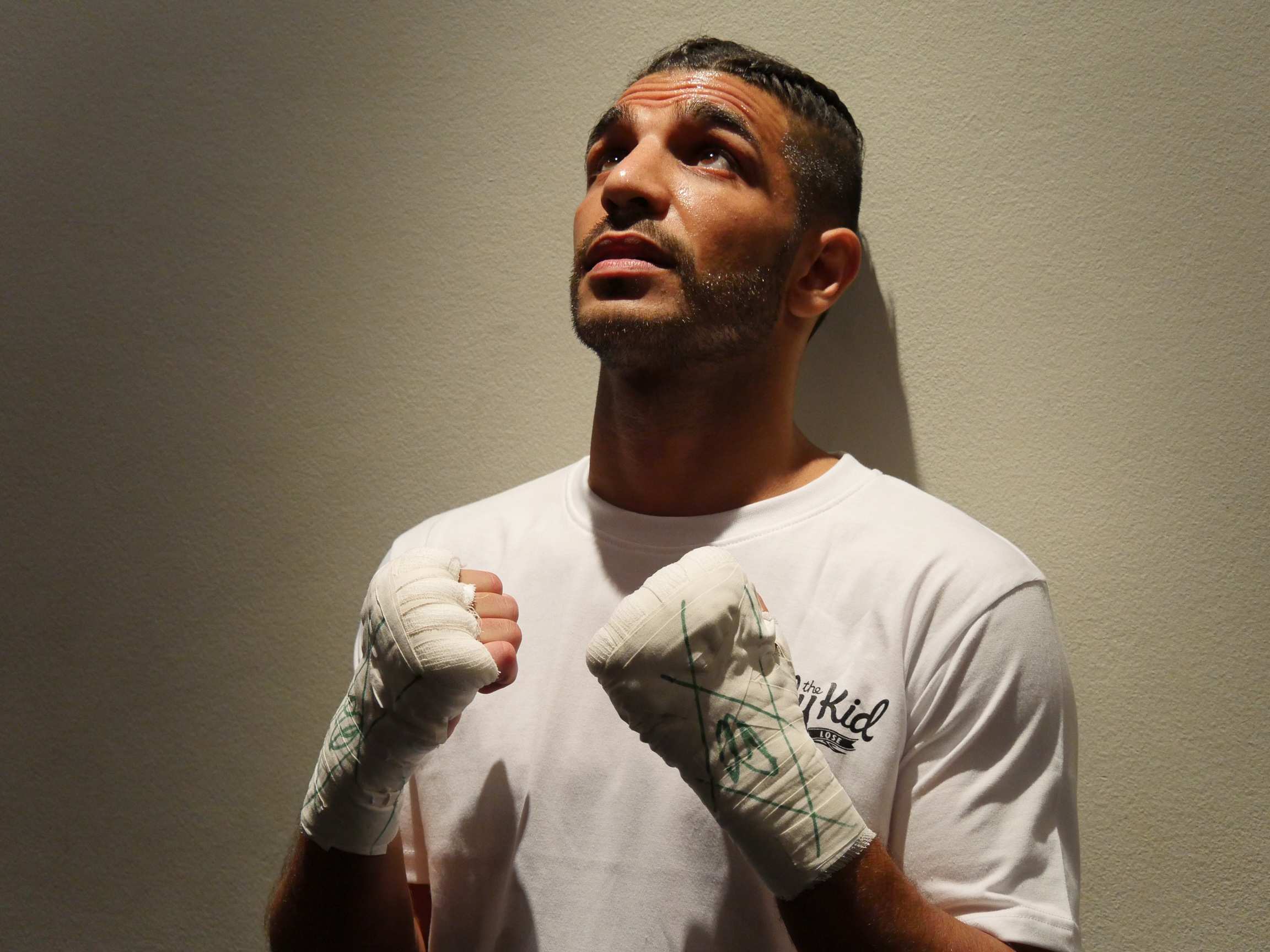 Sydney boxer Billy Dib makes his emotional return to the ring after his ...