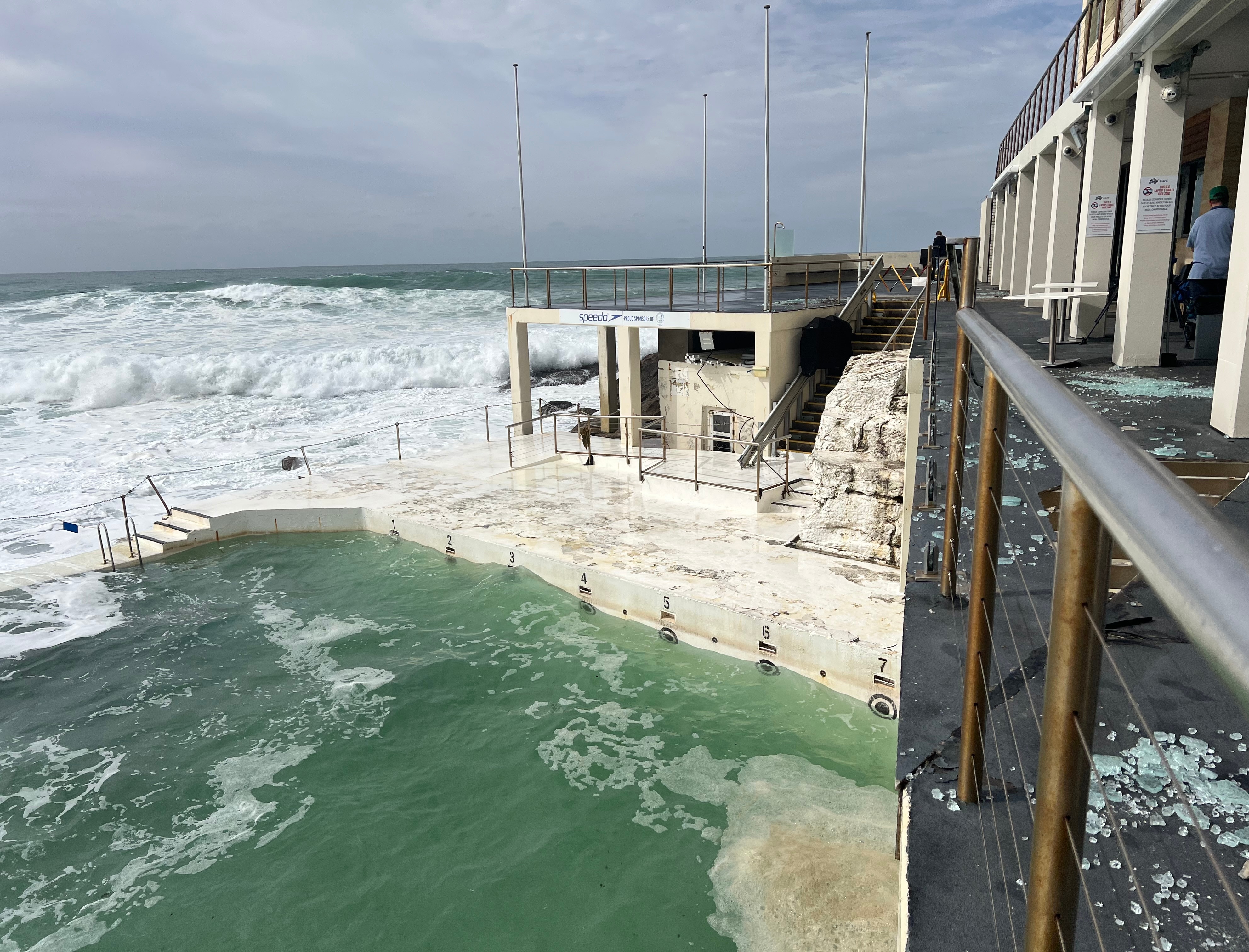 King tide batters Sydney coastline - ABC listen