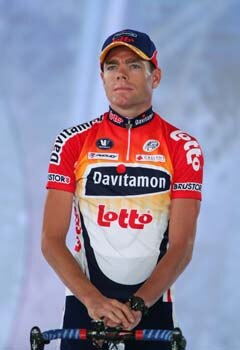 Cadel poised to steal Robbie's limelight? - ABC News
