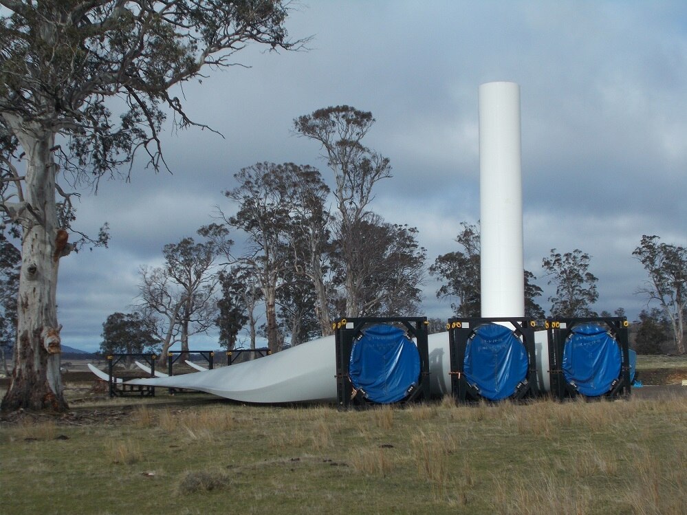The Cattle Hill Wind Farm begins to take shape - ABC listen