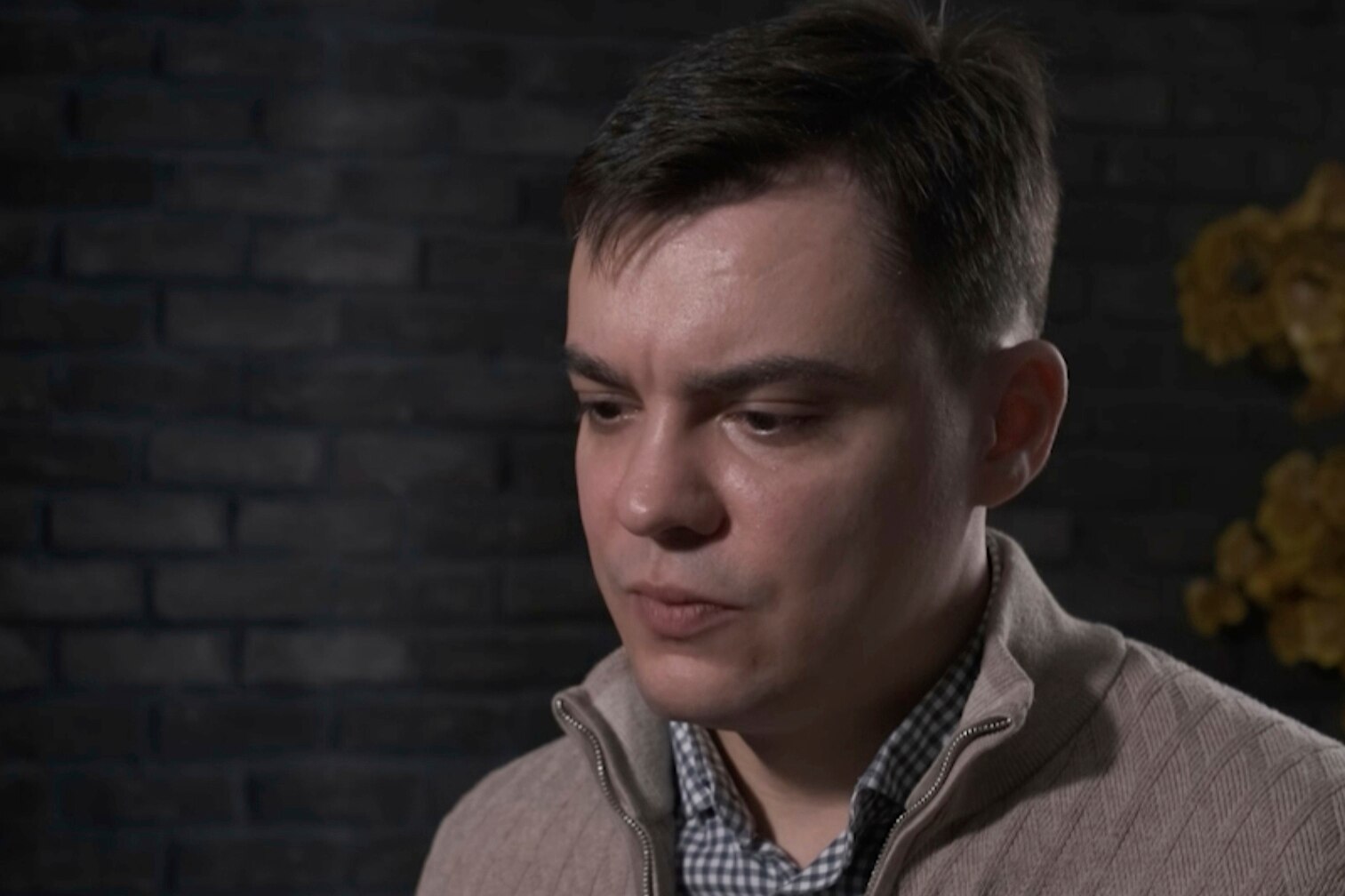 Elite Putin security officer Gleb Karakulov, who defected, says the ...