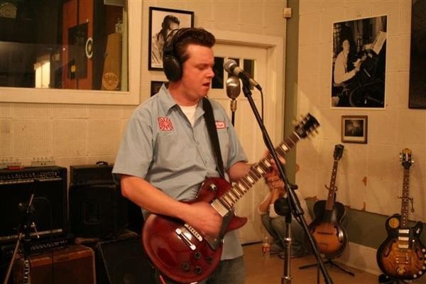 Queanbeyan man 'devastated' by theft of jewellery, grandfather clock ...