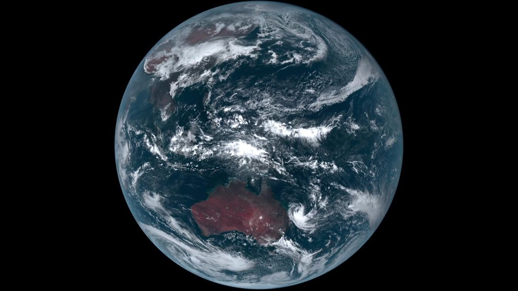 Satellite images show Cyclone Alfred approaching the coast - ABC News