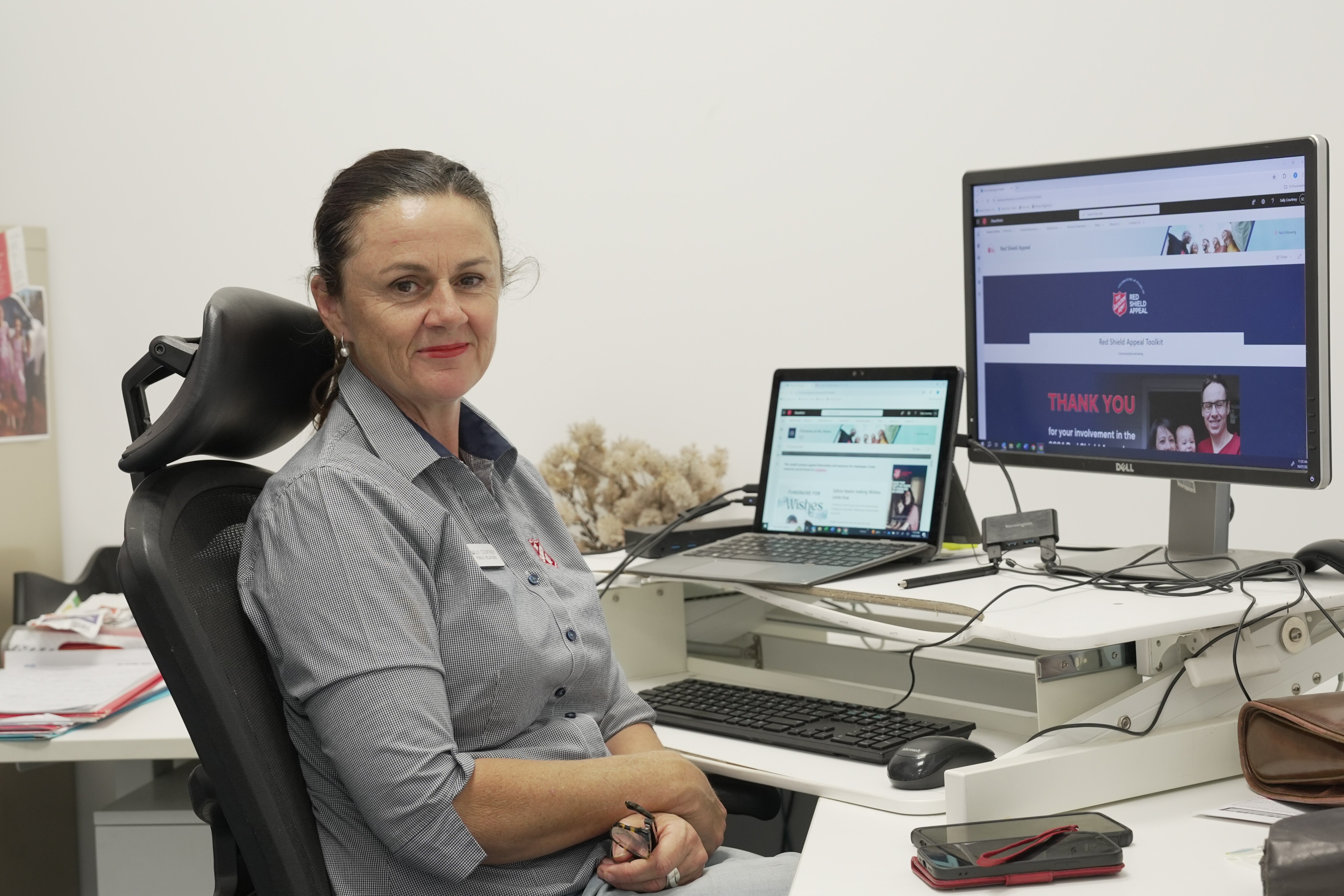 Volunteer numbers falling at NT charities amid high costs of living ...
