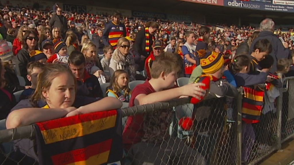Crows fan mass to support squad - ABC News