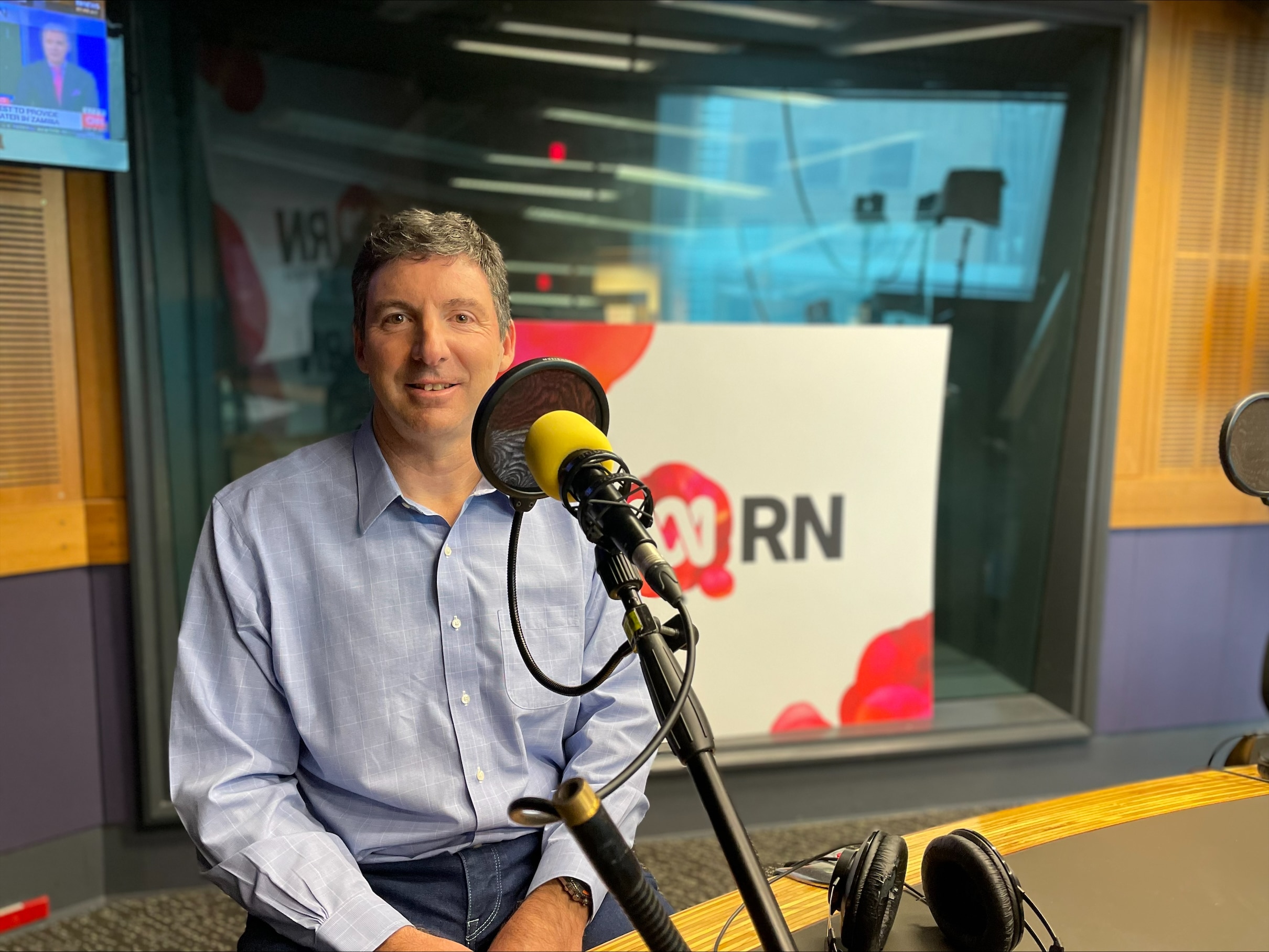 'Something dramatic' would have caused Optus blackout: Expert - ABC listen