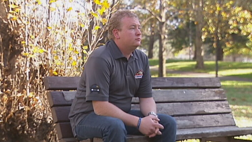 Josh Williams talks about the night he contacted Lifeline after ...