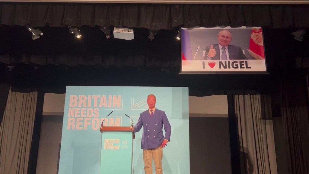 Nigel Farage's rally interrupted by Putin banner - ABC News