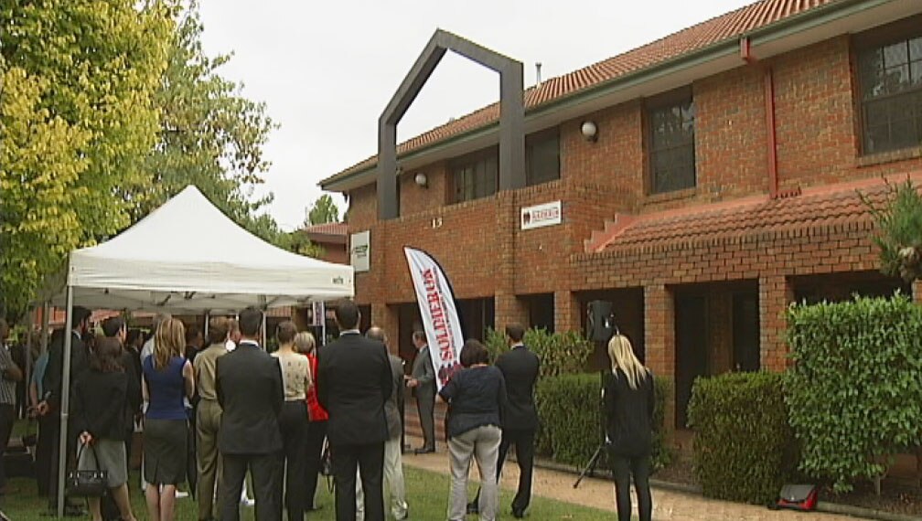 Robert Poate support centre opens its doors to returned soldiers in ...