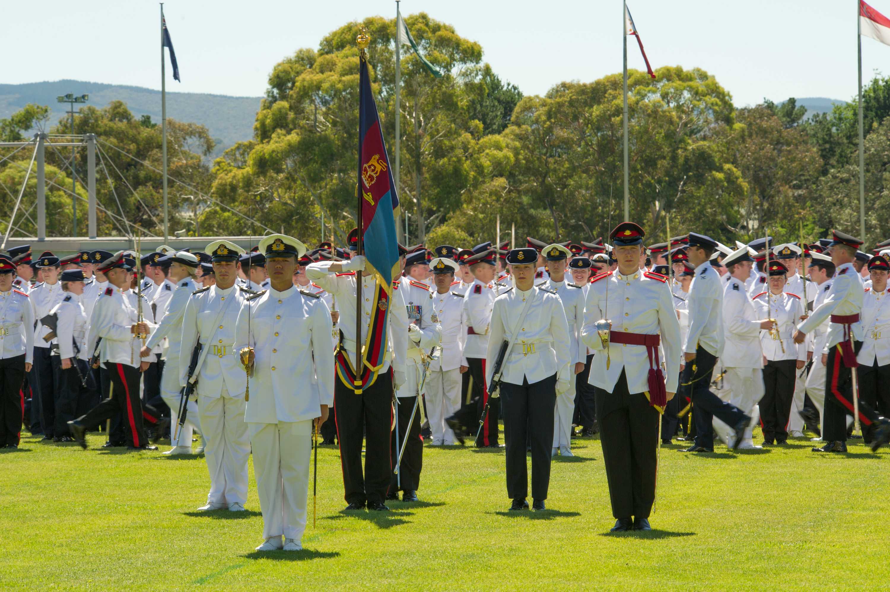 Prestigious medal for Australian Defence Force Academy graduate Nam ...