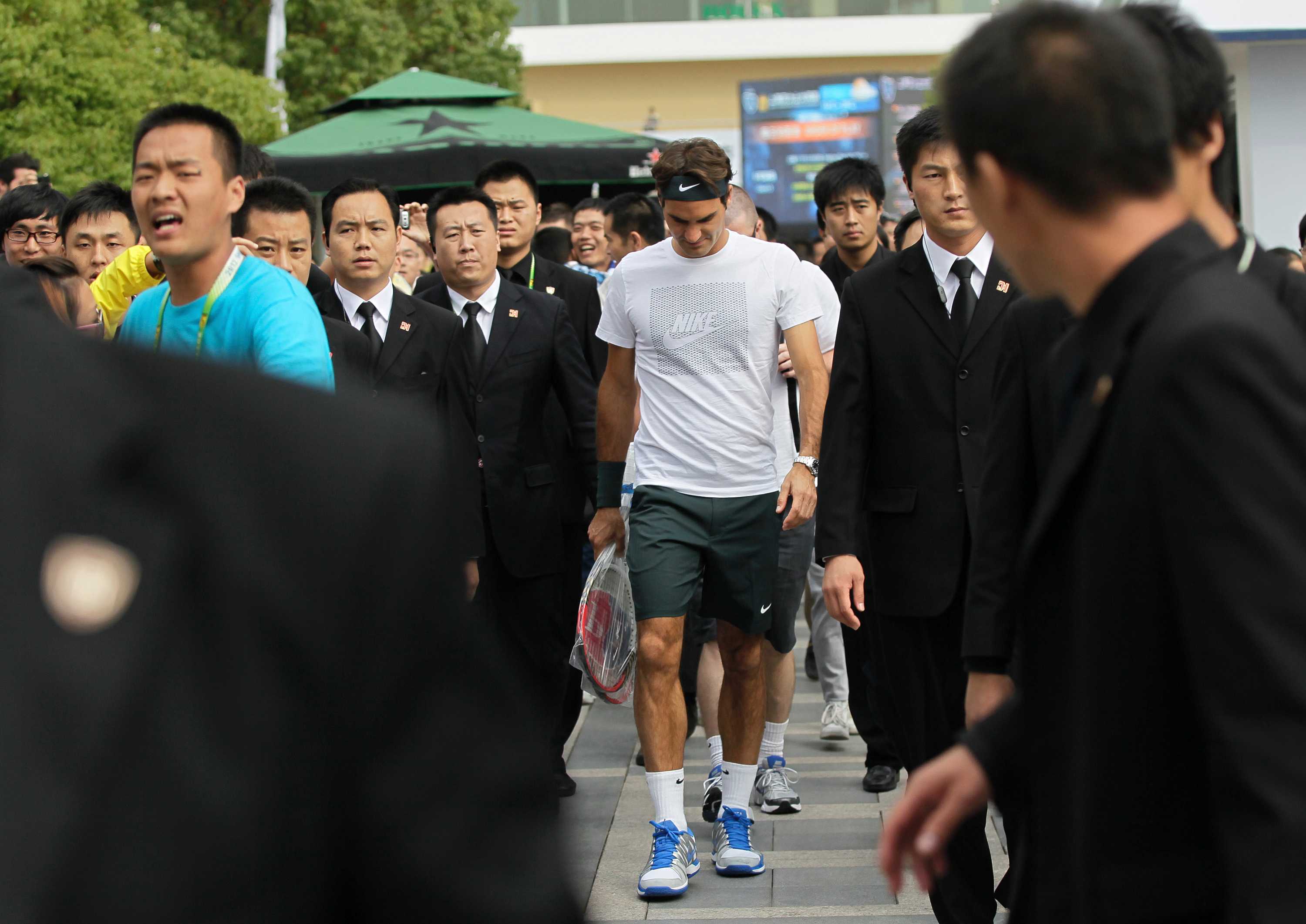 Federer shrugs off death threat - ABC News
