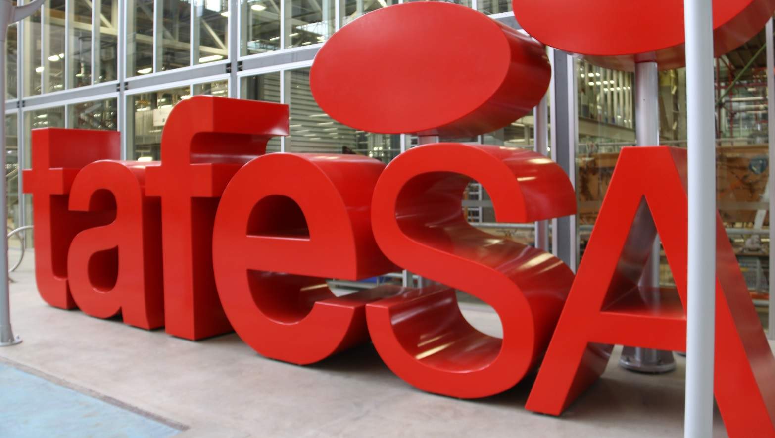 "We have a huge task ahead of us", says Education Minister re: Tafe ...