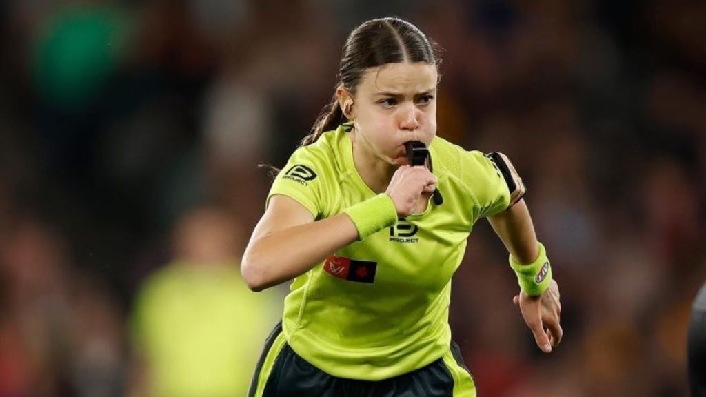 Teen umpire and player could walk in both worlds - ABC News