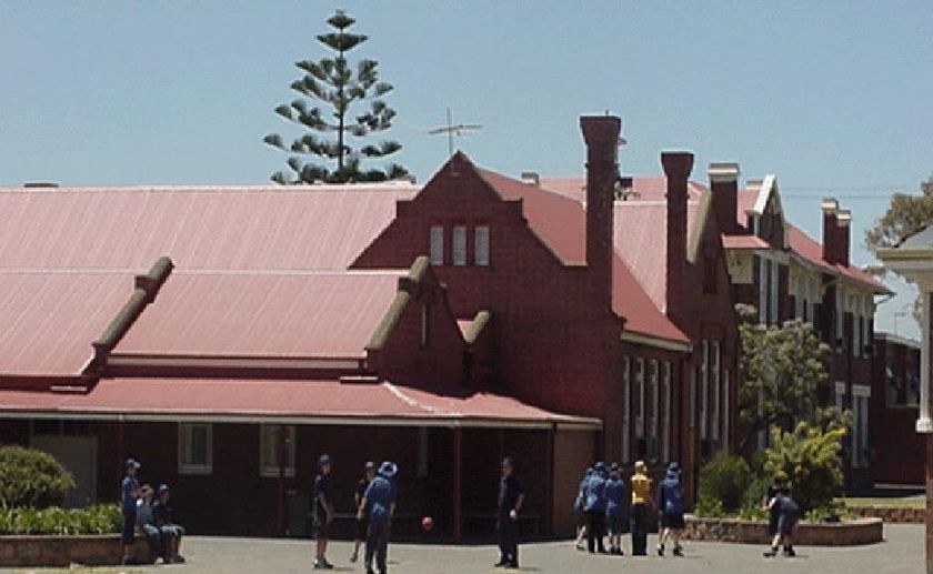 Cancer risk confirmed at Adelaide school - ABC News