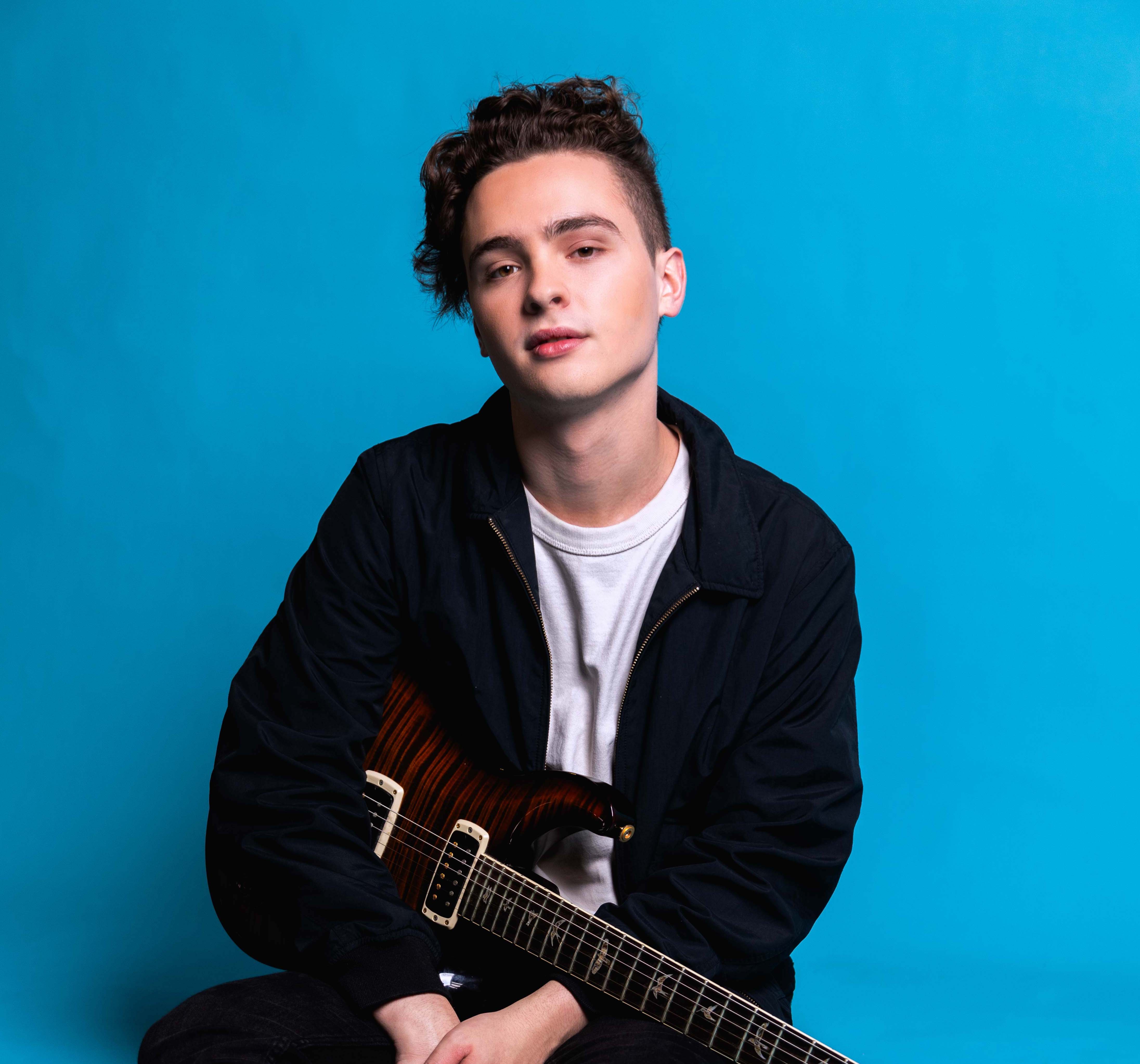 New music from Calvin Bennett, Sascha Astrid and more! - triple j