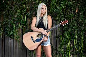 Saturday Night Country this week features the big voice of Rory Ellis ...