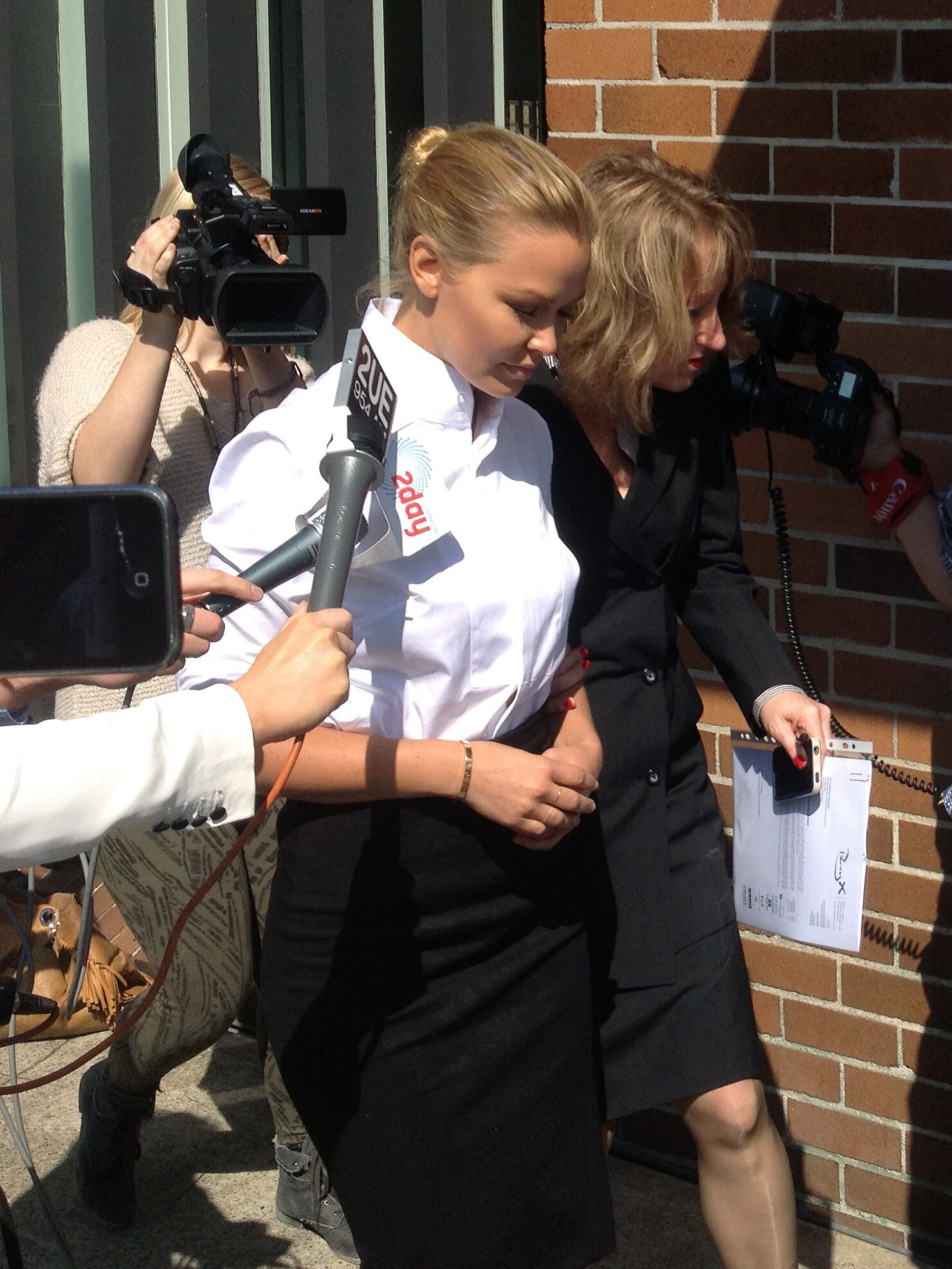 Lara Bingle fined for hit-and-run - ABC News