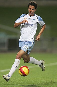 Sydney secures second in Newcastle - ABC News