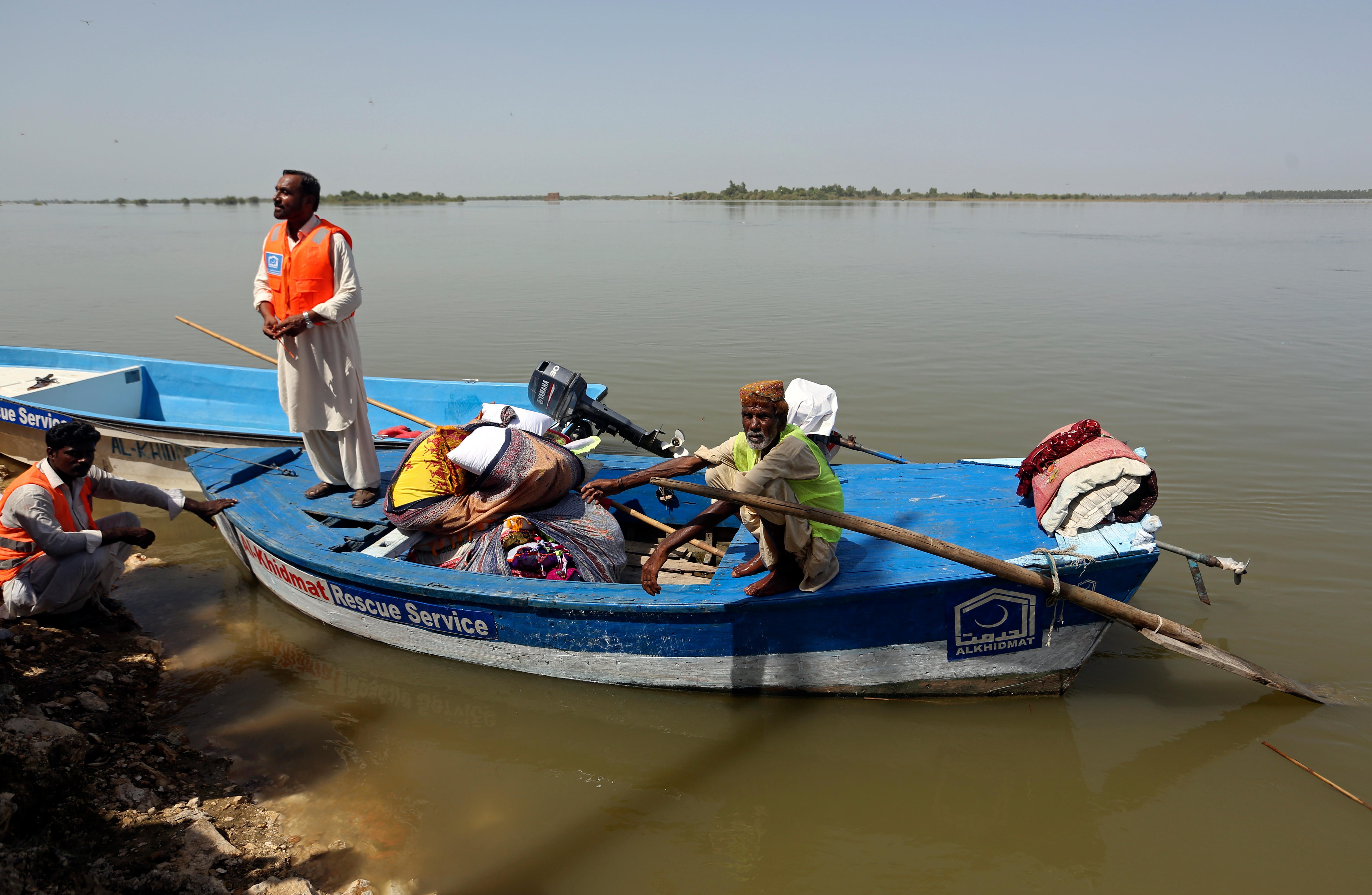 Authorities in flood-hit Pakistan breach lake in an effort to save ...