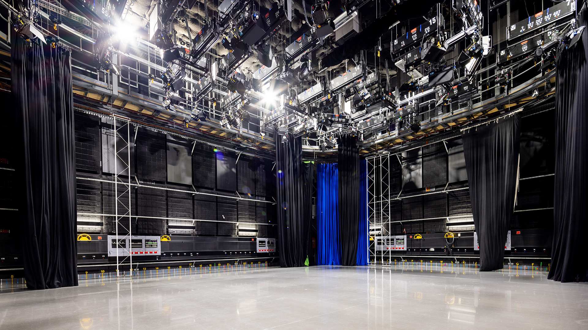 Studio 21 - ABC Studios & Media Production