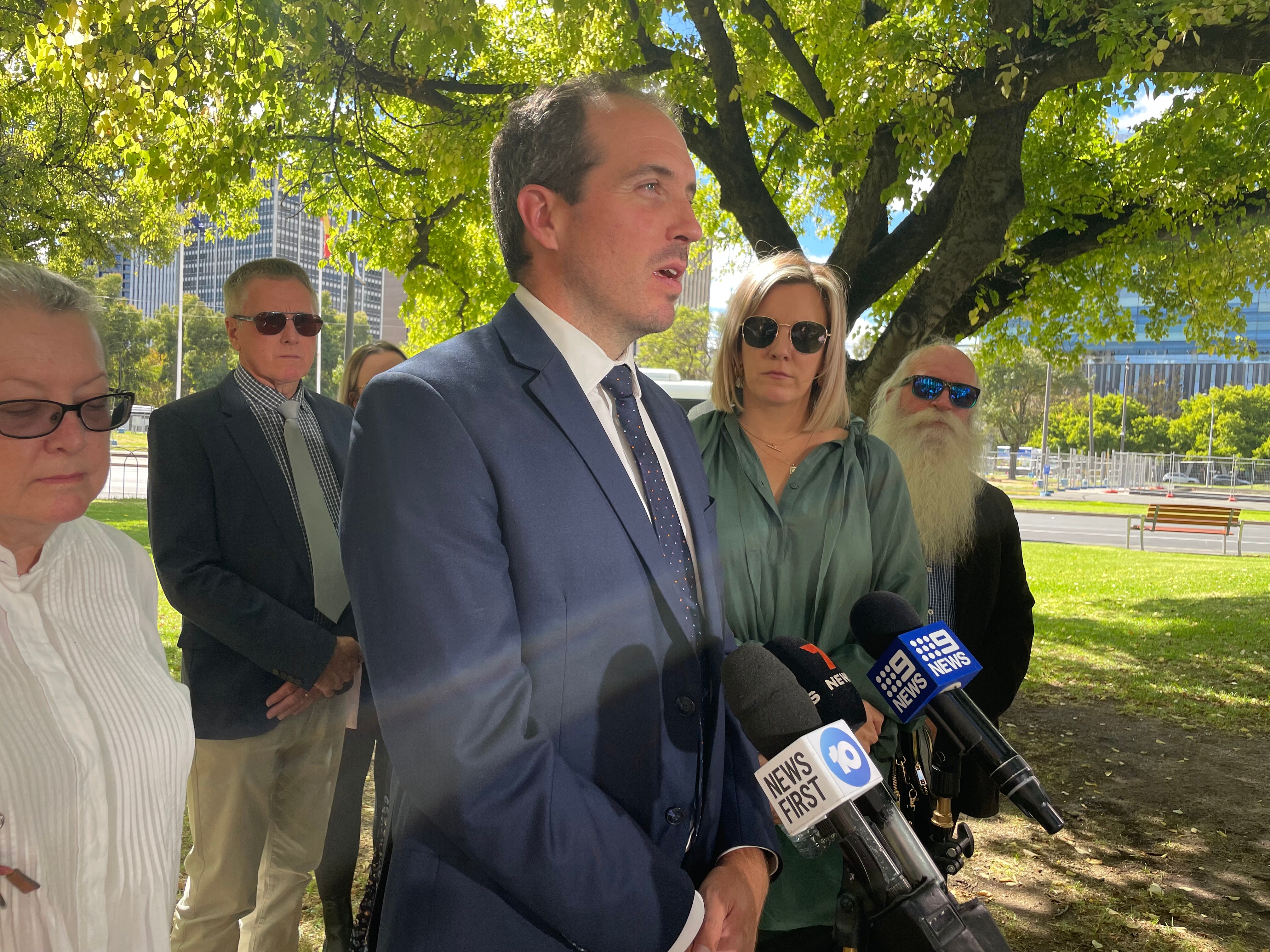 Advertiser journalist Ben Hyde confronts speeding driver who 'left me ...