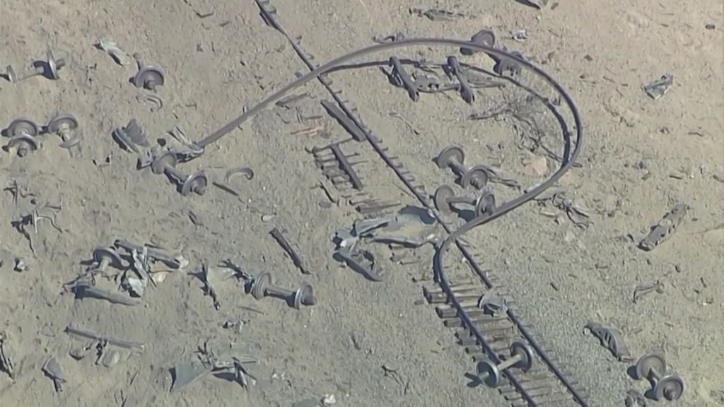 Freight train carrying iron ore derails in Mojave Desert - ABC News