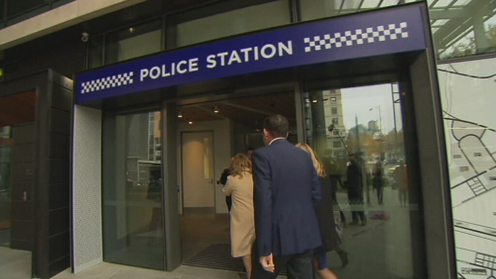 More than 1,500 Victoria Police officers move to new Docklands $230 ...