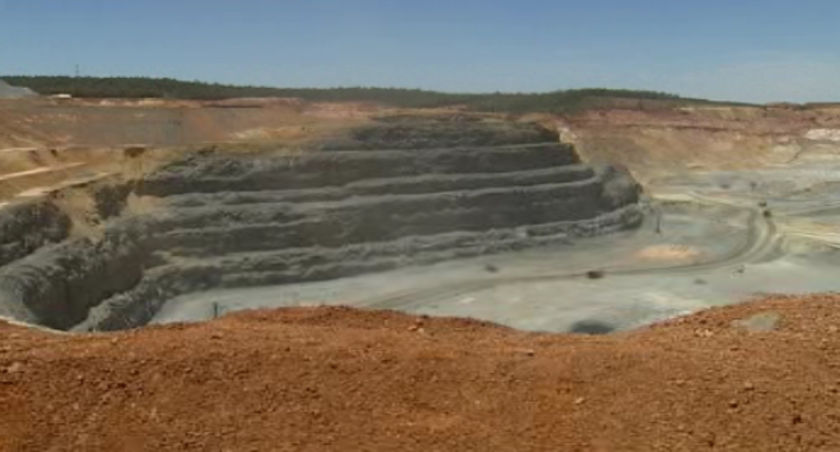 Gold producer Newmont Mining is cutting jobs at its Boddington mine in ...
