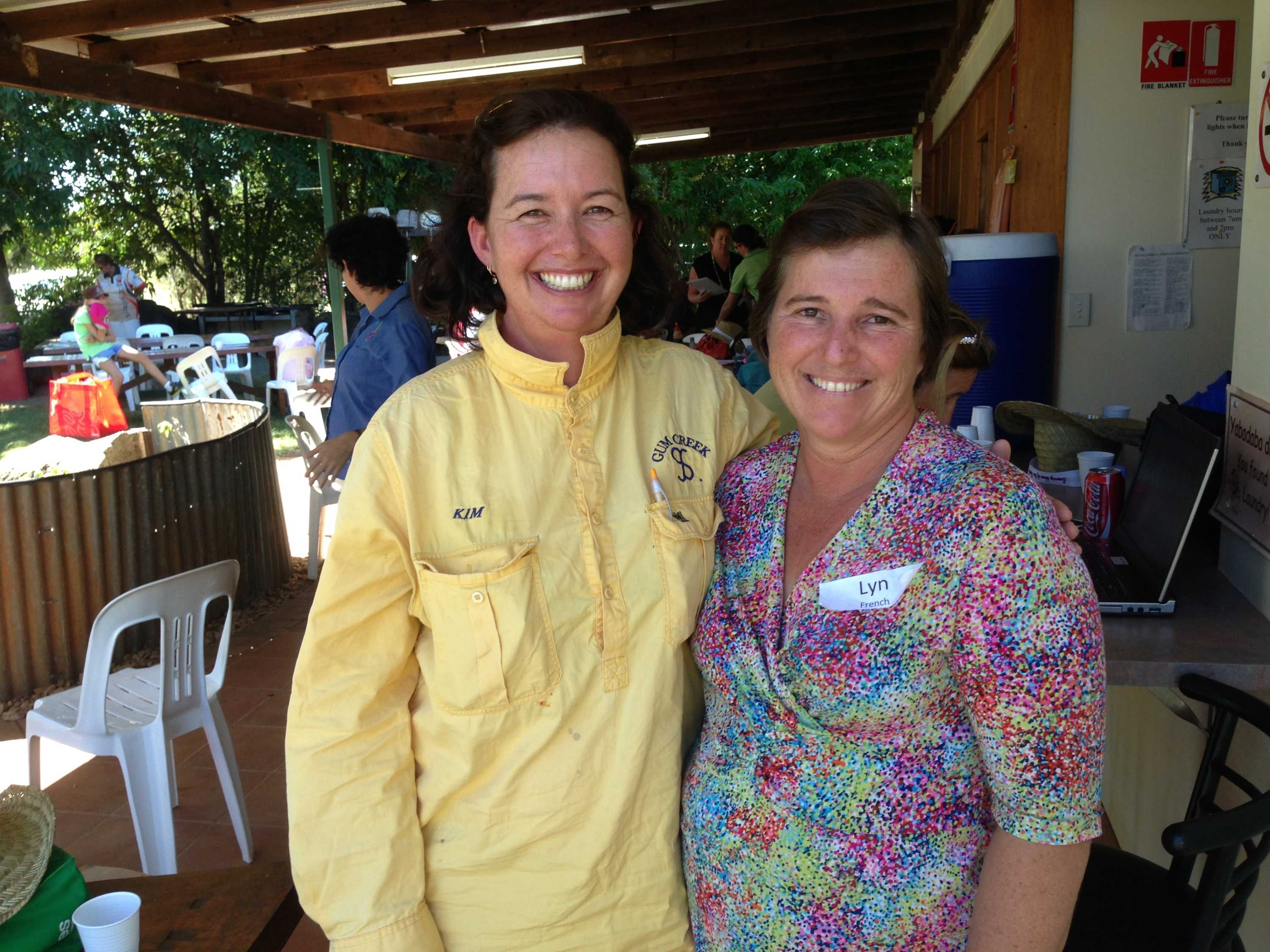 Not a hint of pink as women meet in Mt Surprise - ABC News