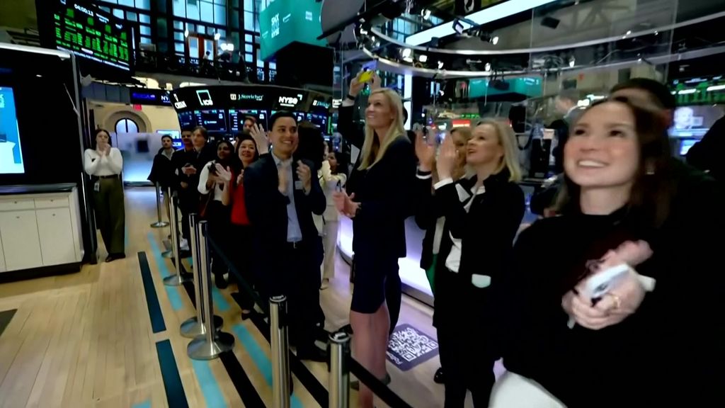 US-China trade war steps up a notch - ABC listen