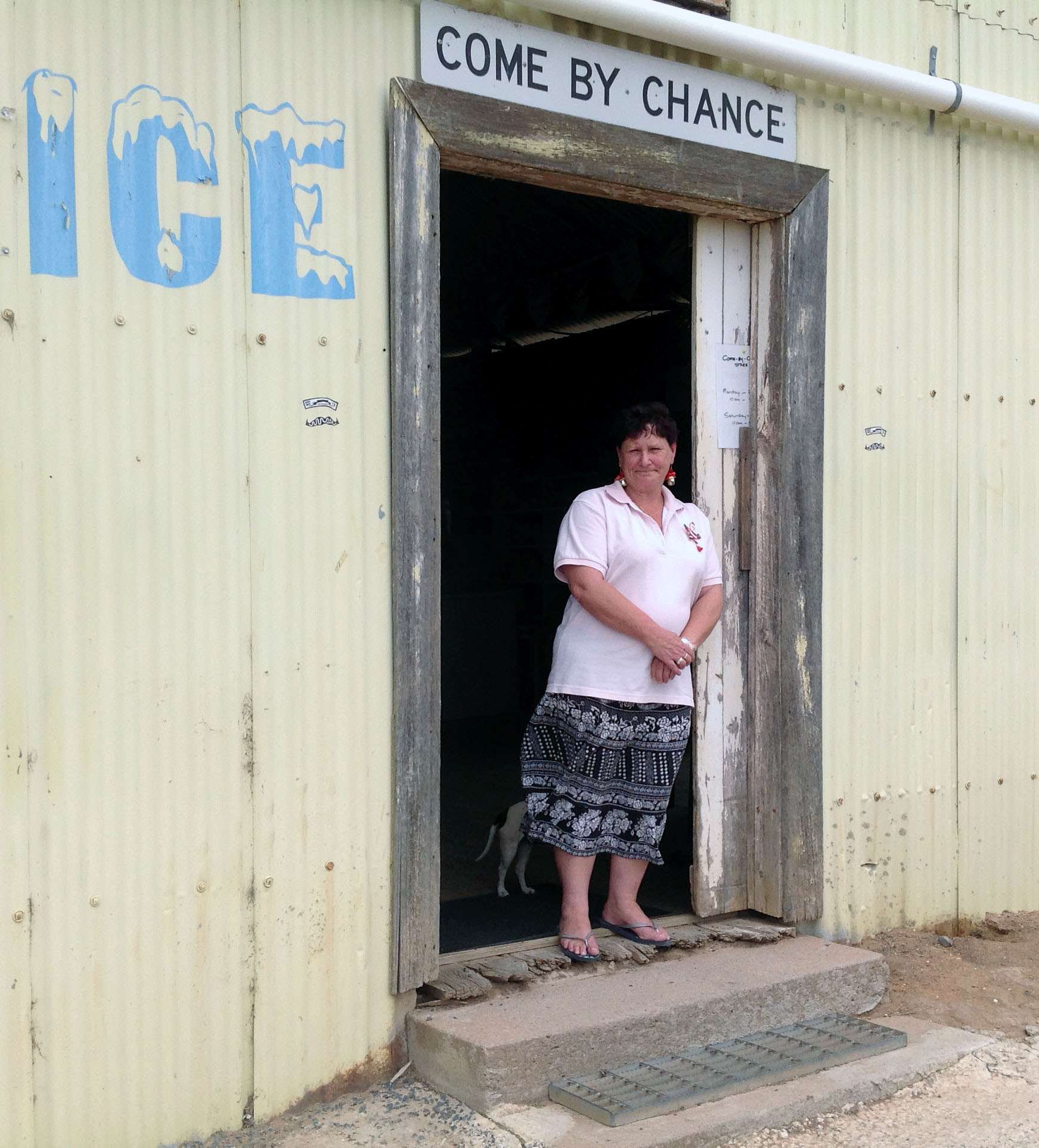 Tiny NSW town of Come By Chance plagued by faulty phone lines - ABC News