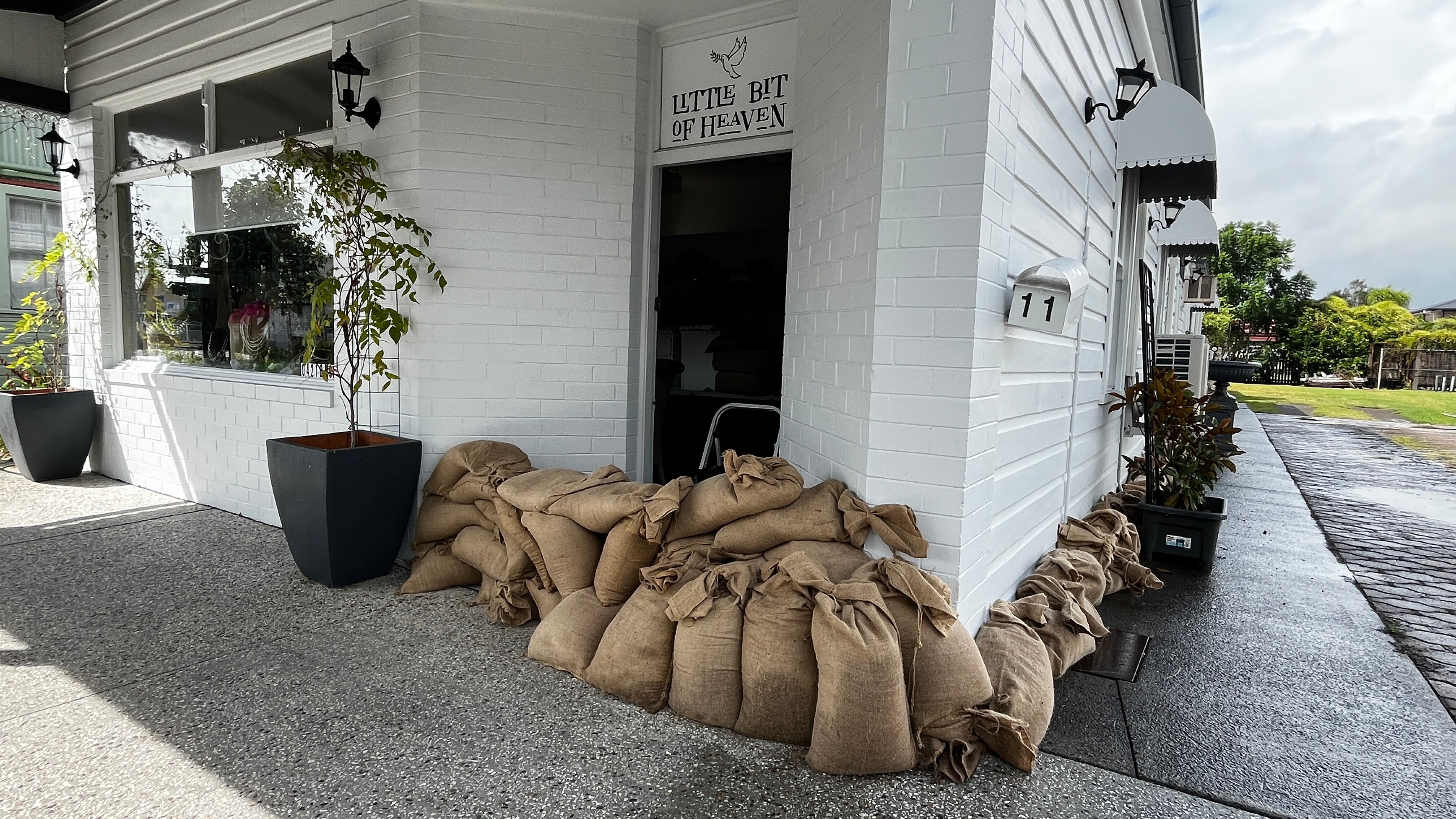 Where and how to dispose of sandbags as ex-Tropical Cyclone Alfred ...