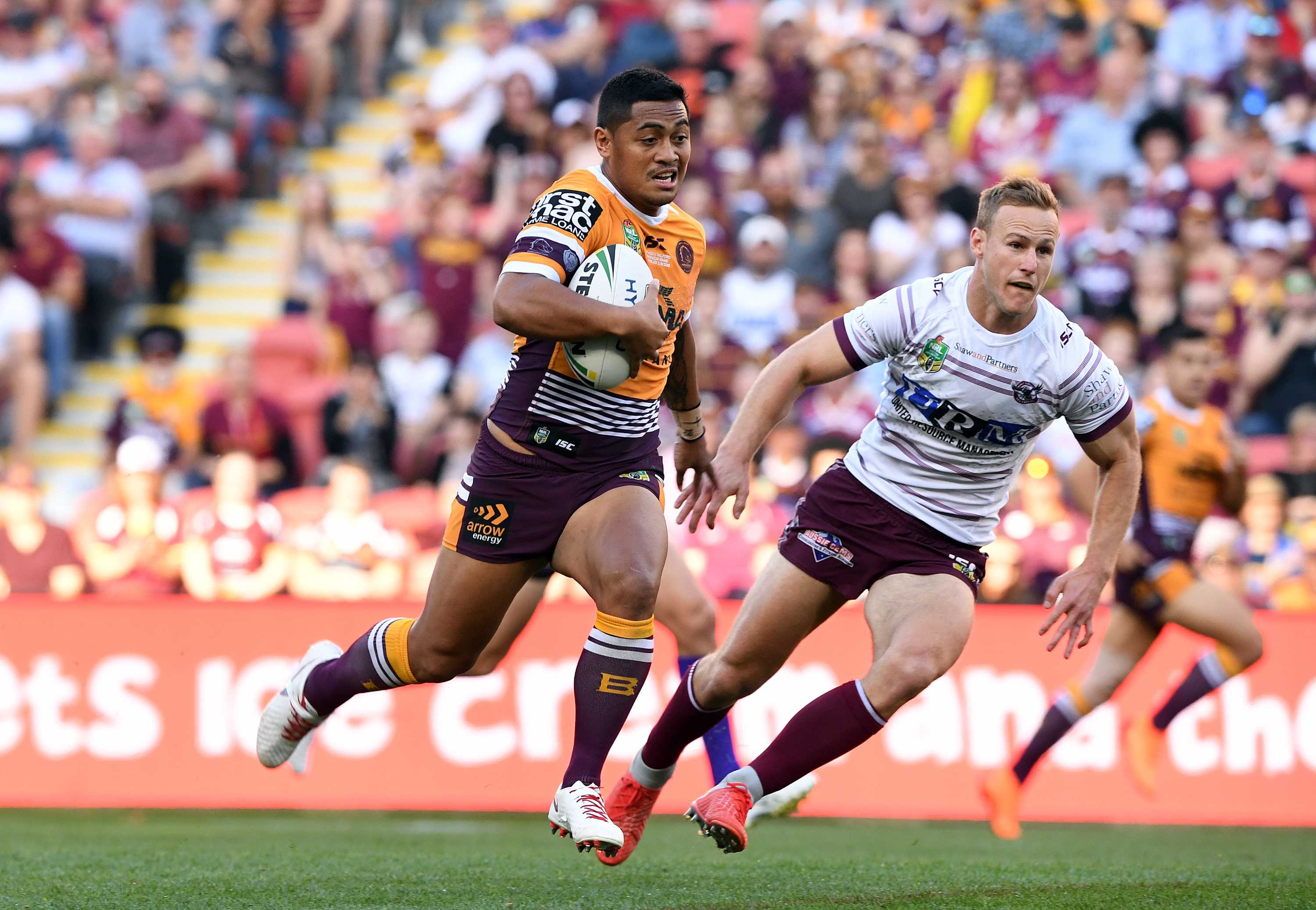 Brisbane Broncos claim home NRL final, Cronulla Sharks continue winning ...