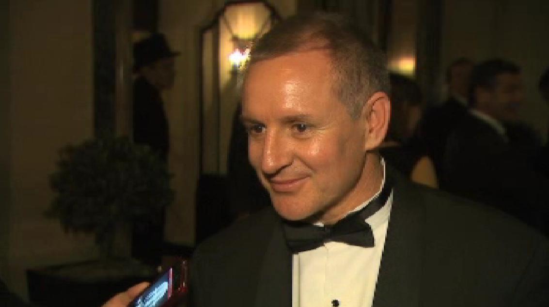 Weatherill dines with royal couple - ABC News