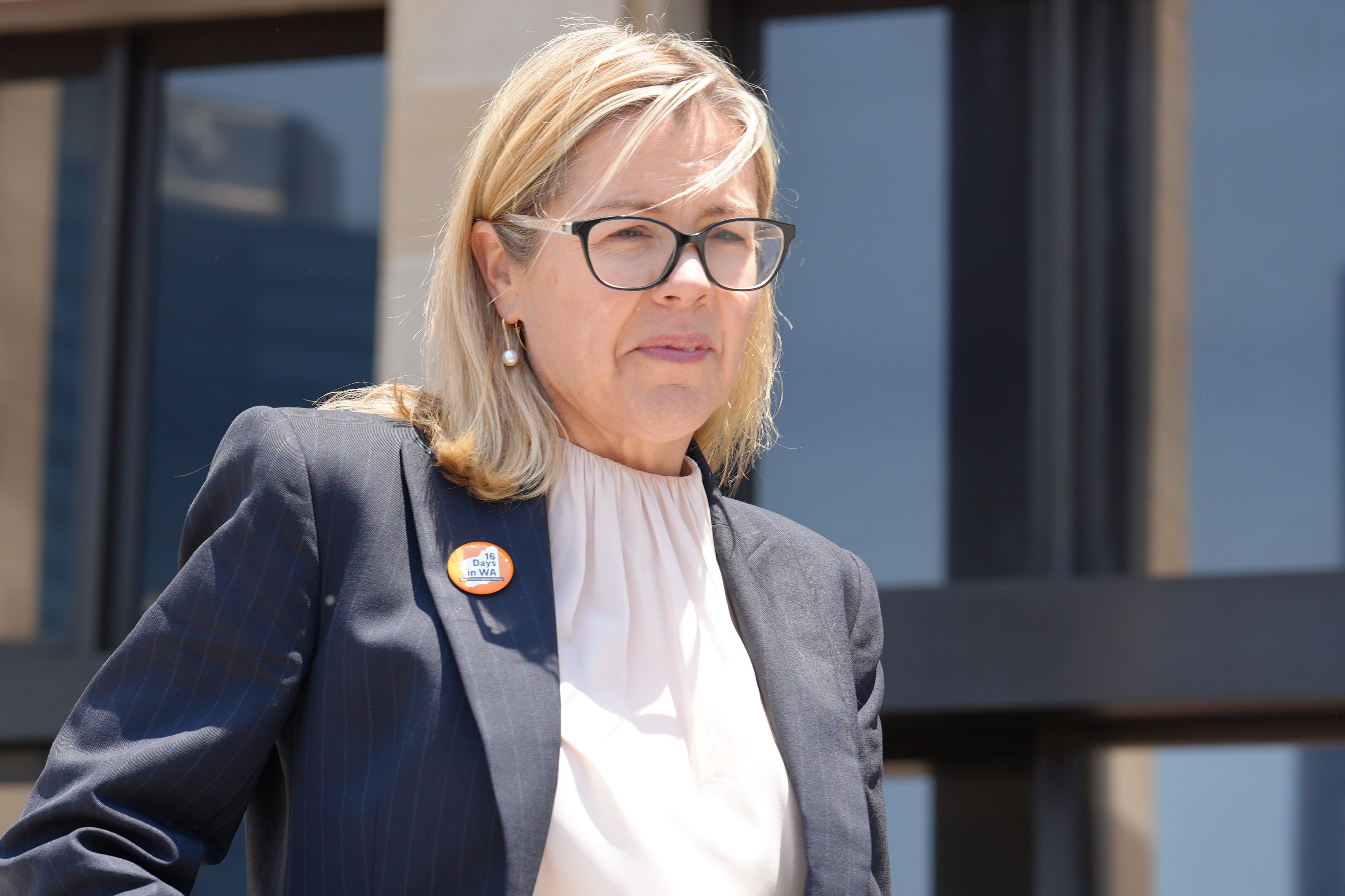 Libby Mettam survives challenge to leadership at Liberal Party meeting ...