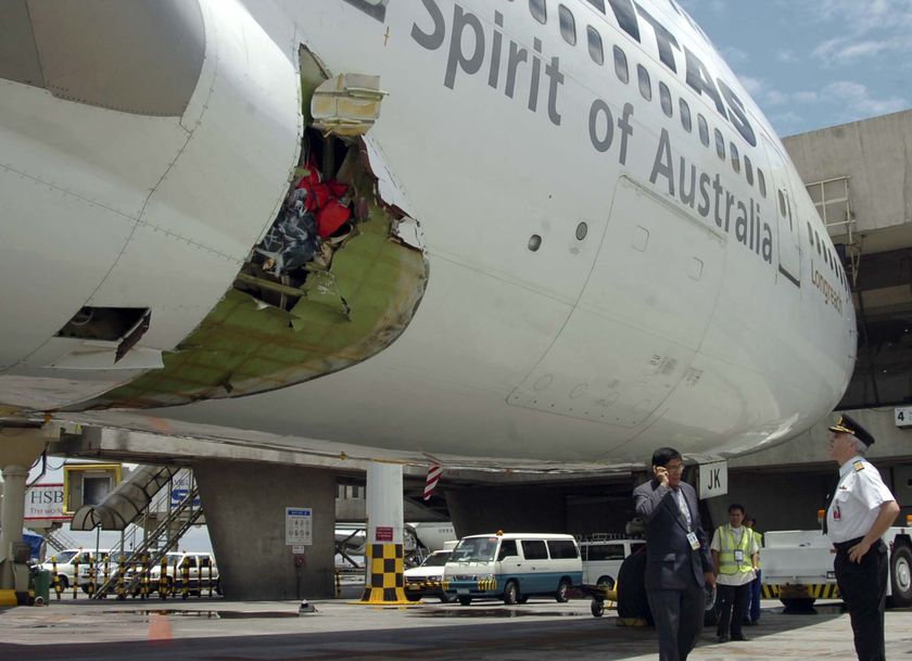 Oxygen cylinder at fault in Qantas emergency: ATSB - ABC News