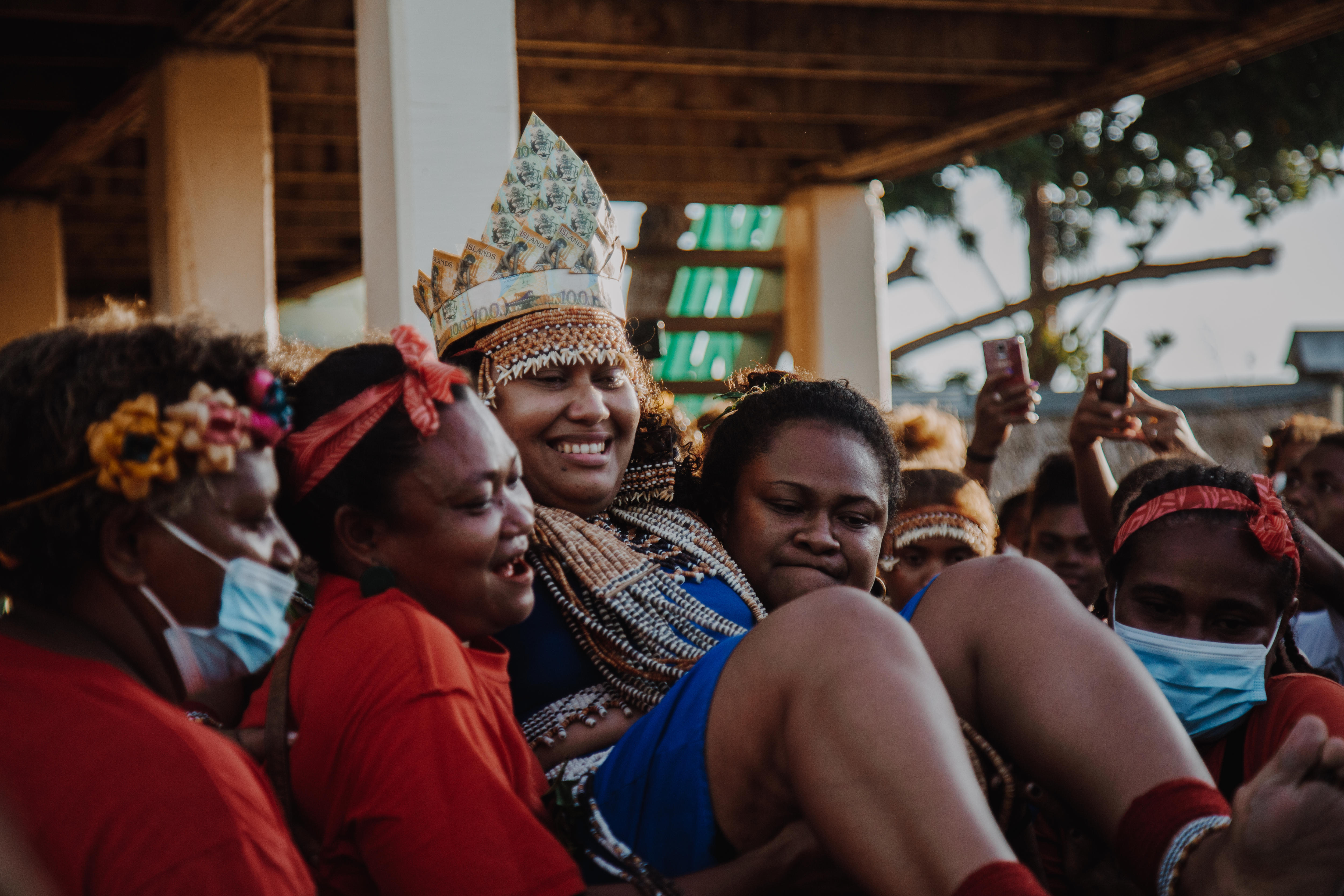 Solomon Islands shell money is the price some grooms…