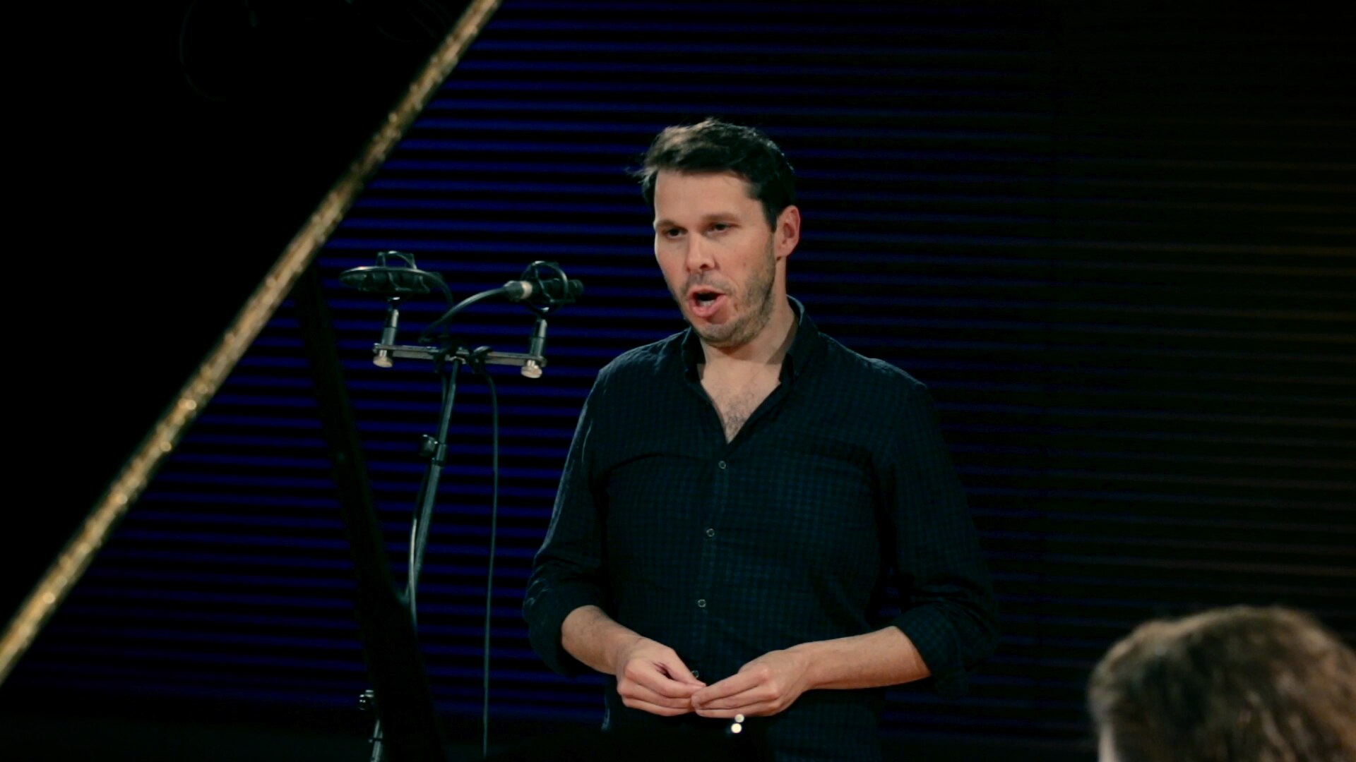 David Greco sings Schubert's "Am Bach im Frühling" - ABC Classic