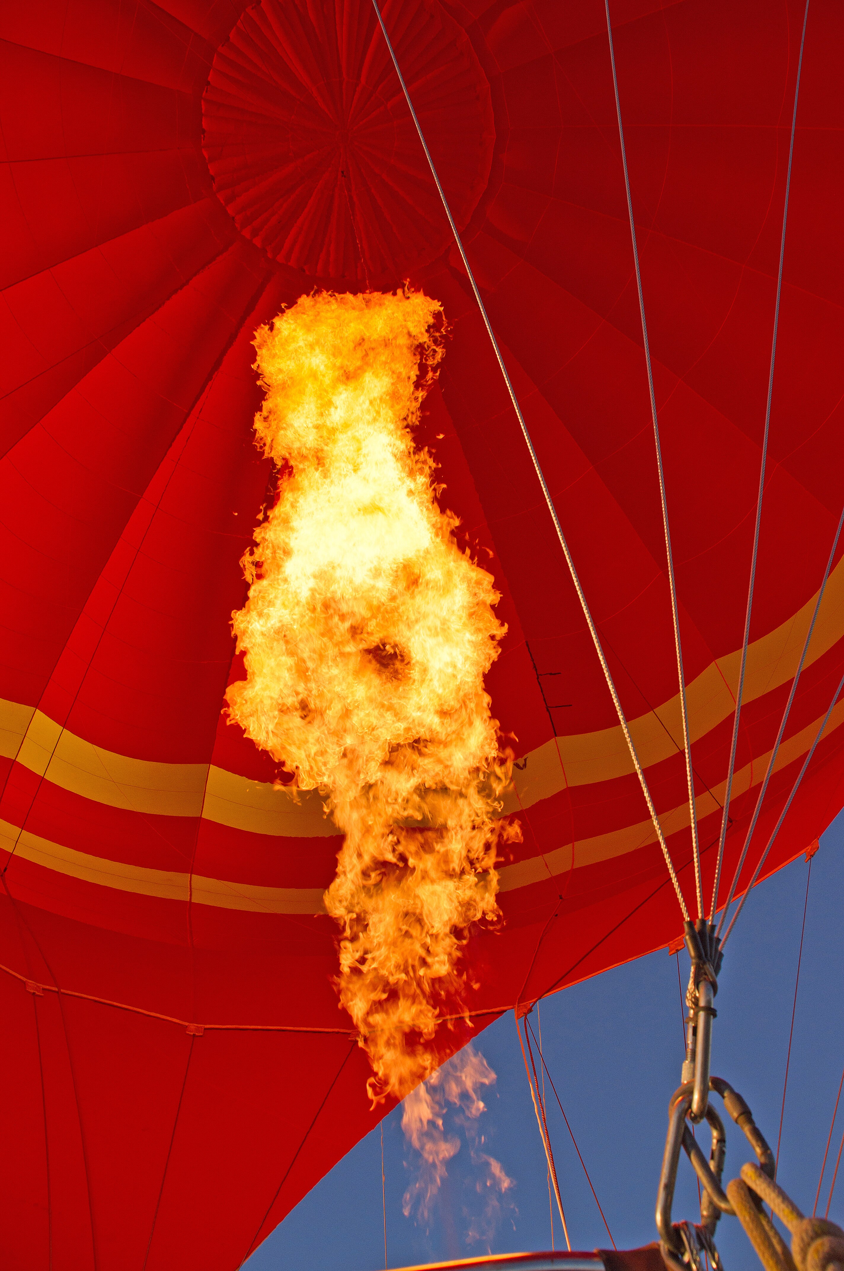 Freak accident draws hot-air balloon risk warning - ABC News