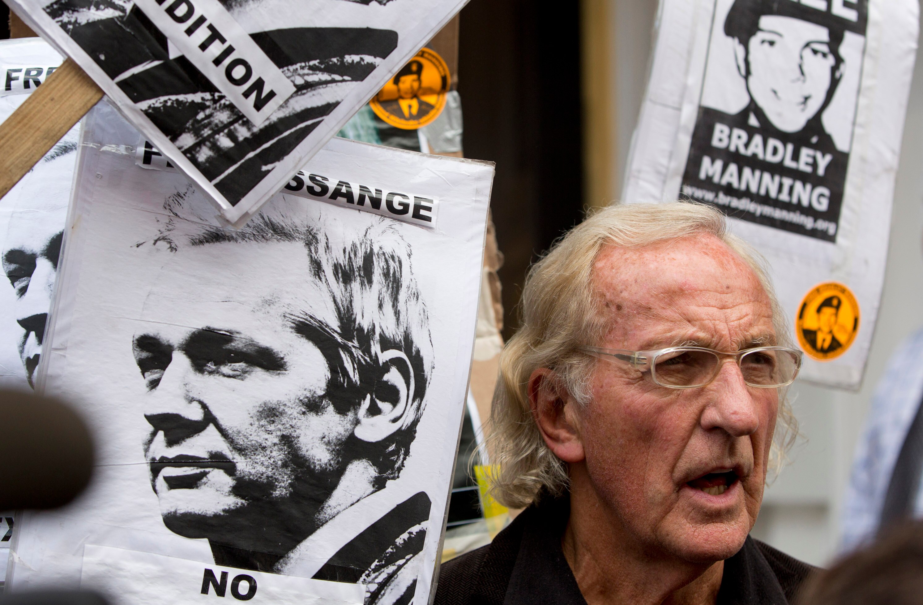 Veteran Australian journalist and documentary-maker John Pilger dies in ...