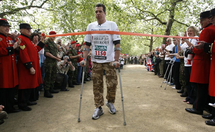 Paraplegic soldier conquers London Marathon - ABC News