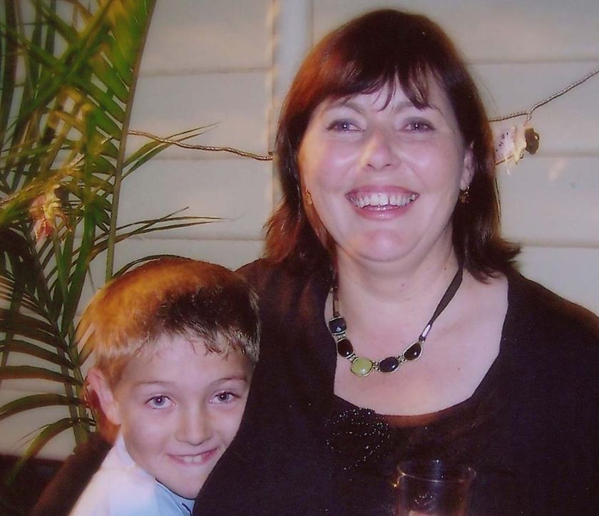 Policewoman, son killed in Bathurst plane crash - ABC News